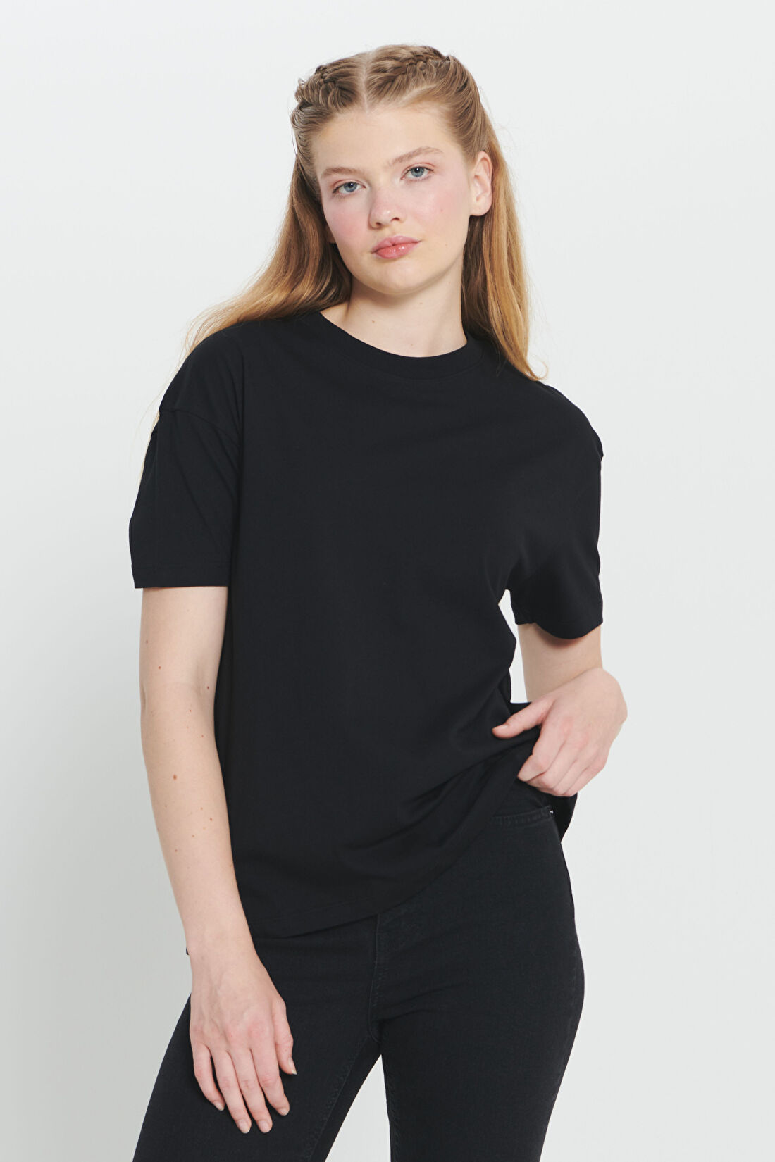 Siyah %100 Pamuk Oversize Fit Bol Kesim Bisiklet Yaka Basic Tişört ...