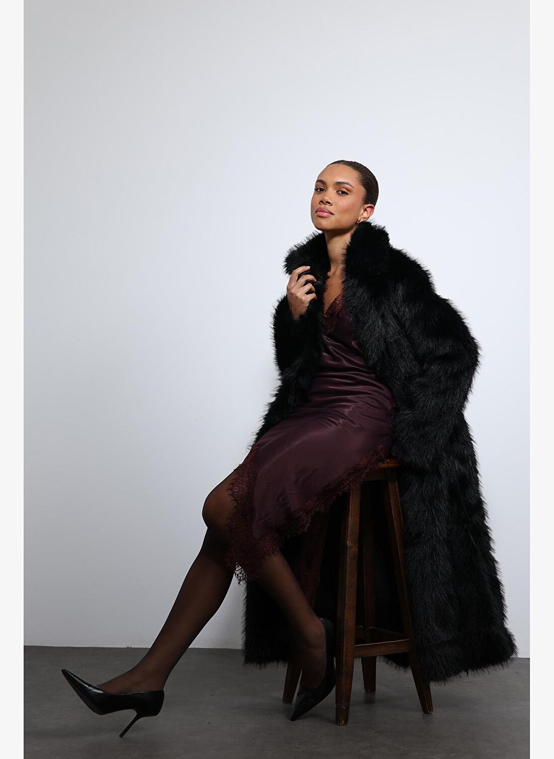 Antioch Siyah Suni Kürklü Uzun Kaban - 15760028 | Boyner