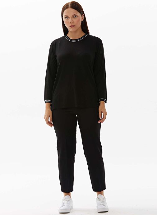 Selen O Yaka Düz Siyah Kadın Bluz 22Ksl8365 - 1327673 | Boyner