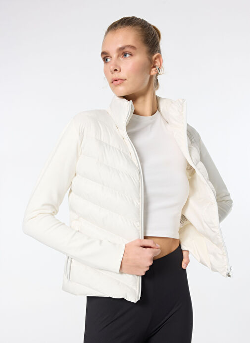 E 4.0 Design Studio X Fabrika Kırık Beyaz Kadın Dik Basic Kapitone Sweatshirt F4wl-Mnt W60 ...